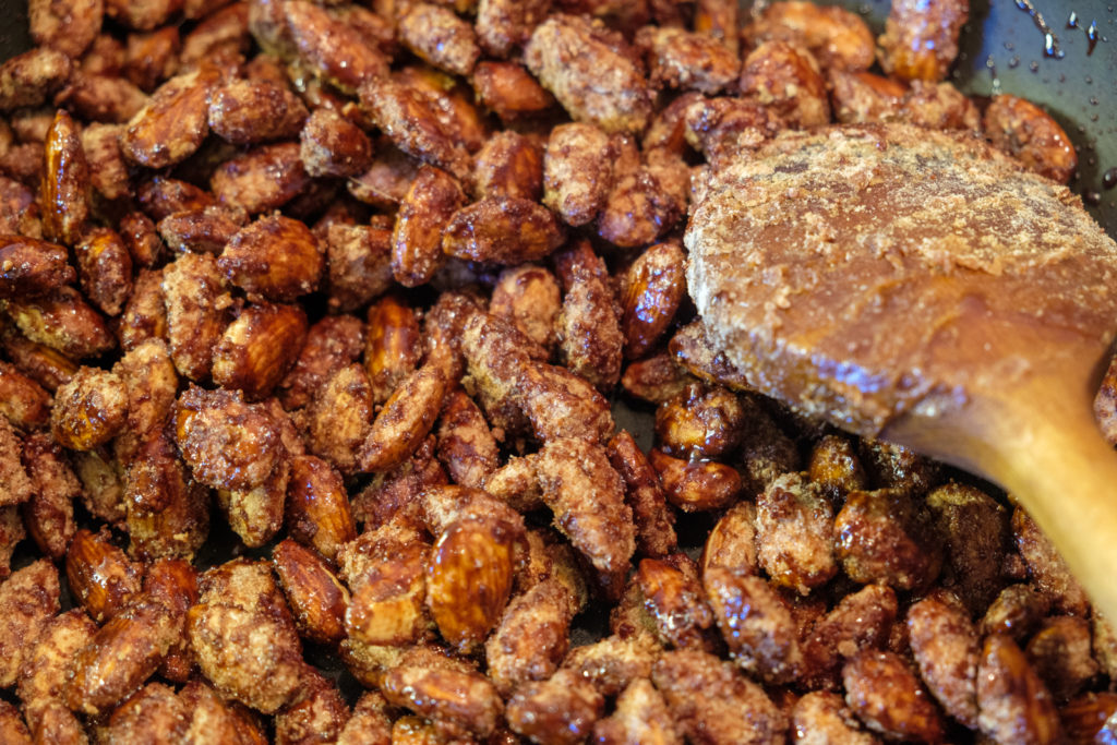 Sugar-Coated Cinnamon Almonds – merinoandtomatoes